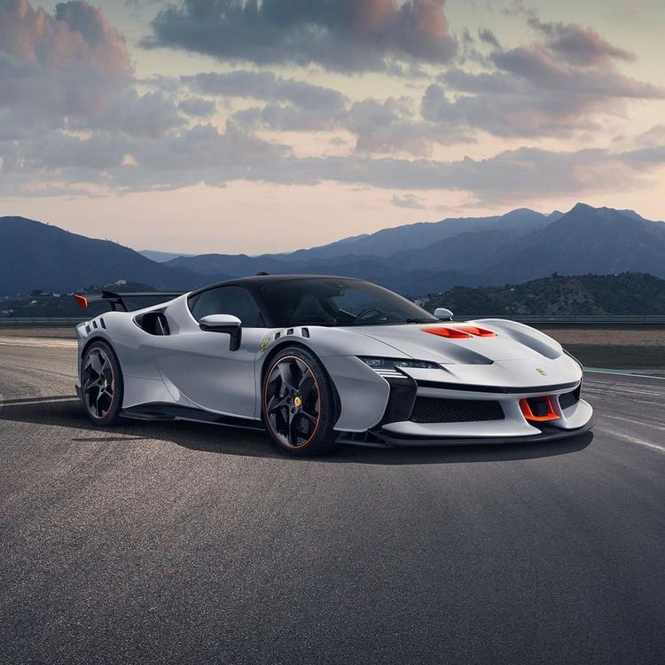 Ferrari SF90 XX Stradale - Ferrari Beverly Hills
